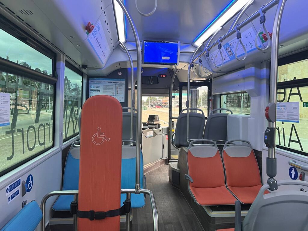 Galería de imágenes: la nueva línea 505 de Zaragoza con bus de ...